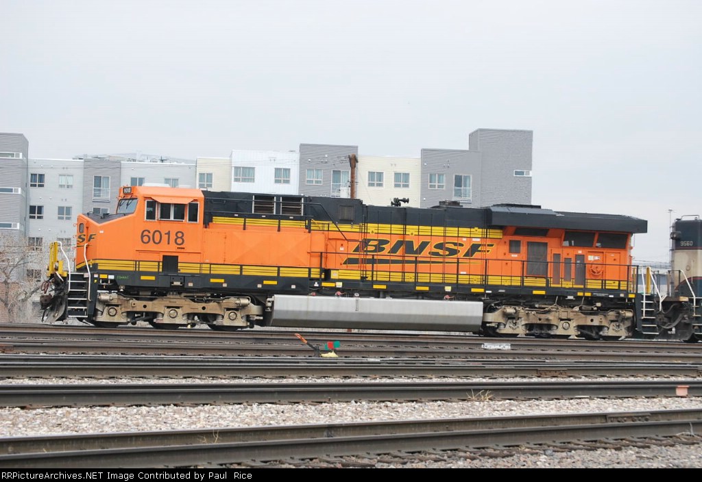 BNSF 6018